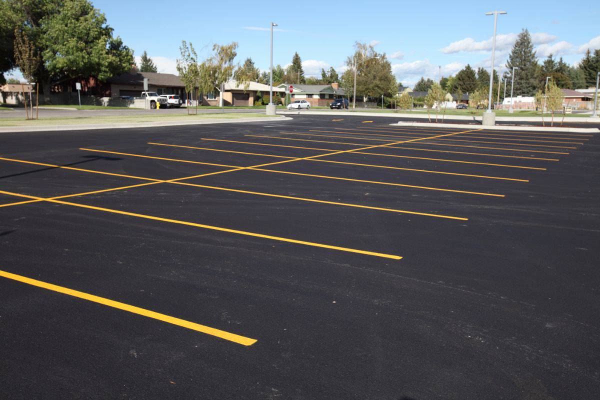 3 Reasons to Resurface Your Commercial Parking Lot 3 Reasons to Resurface Your Commercial Parking Lot
